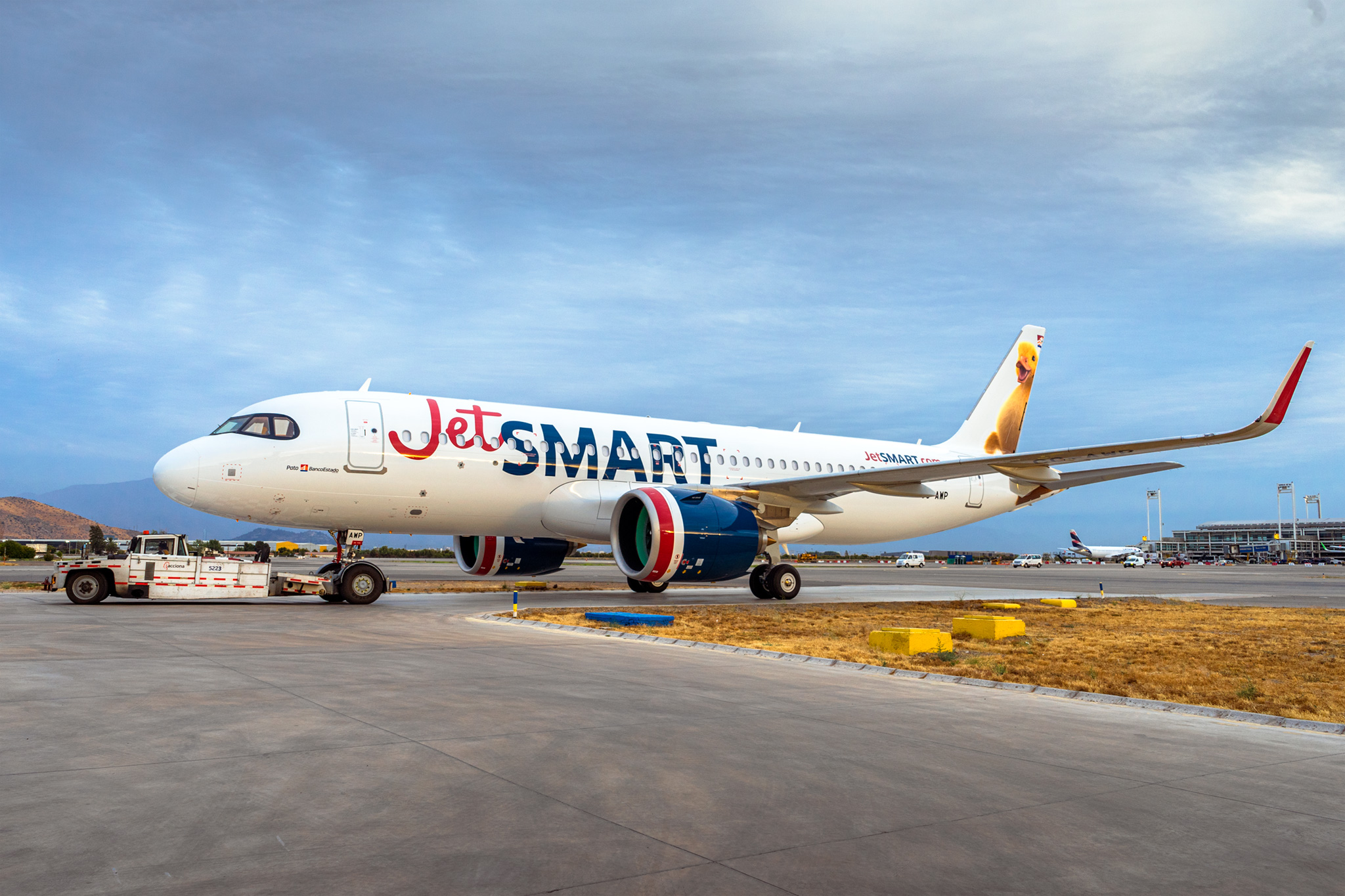Con nuevo avión, JetSMART reafirma su alianza con BancoEstado y ...