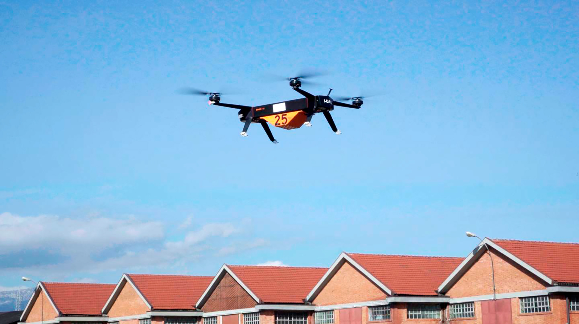 Leonardo realiza primera demostración de un dron con motor eléctrico ...