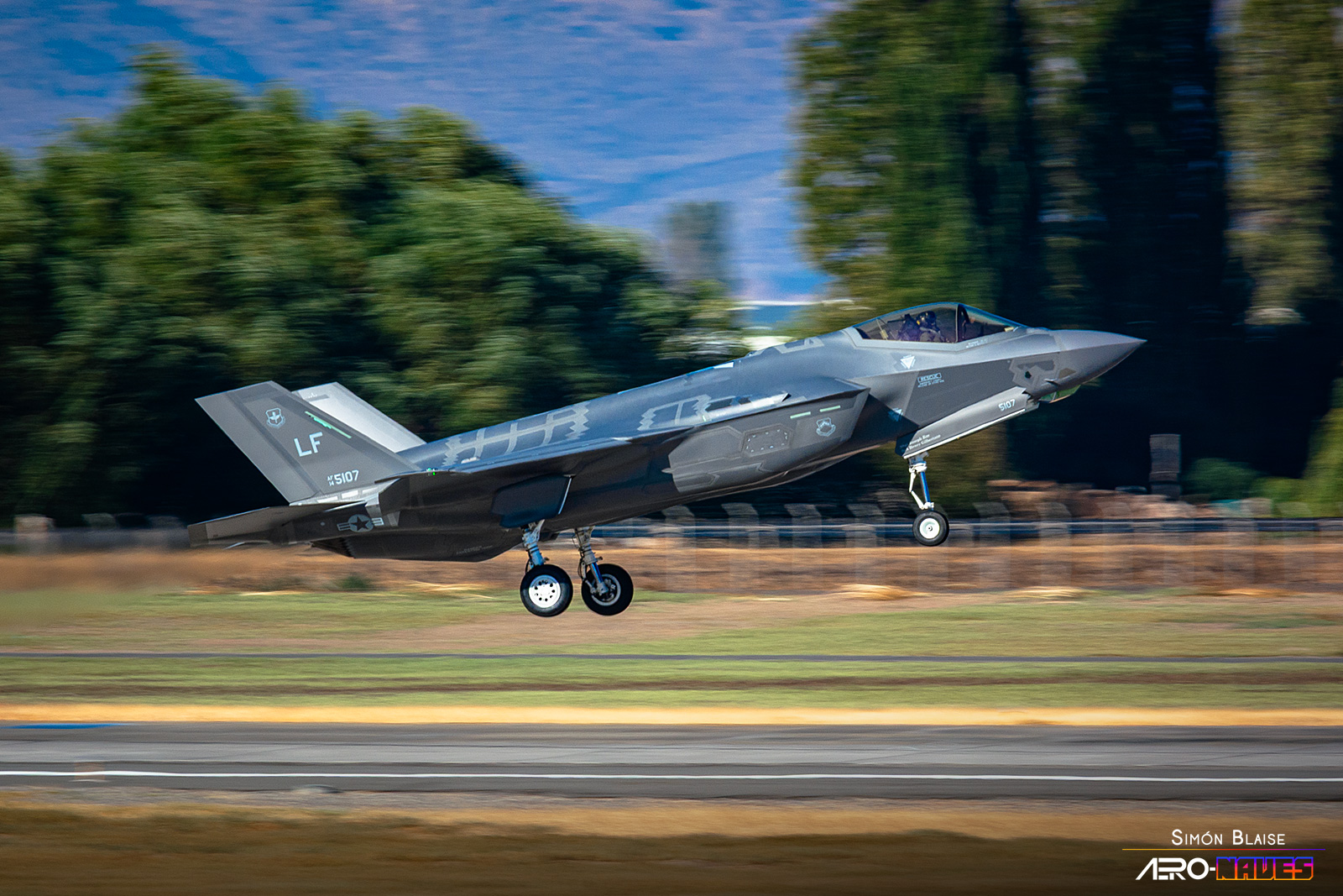 La Fuerza Aérea de los Estados Unidos anuncia la presencia del F-35 ...