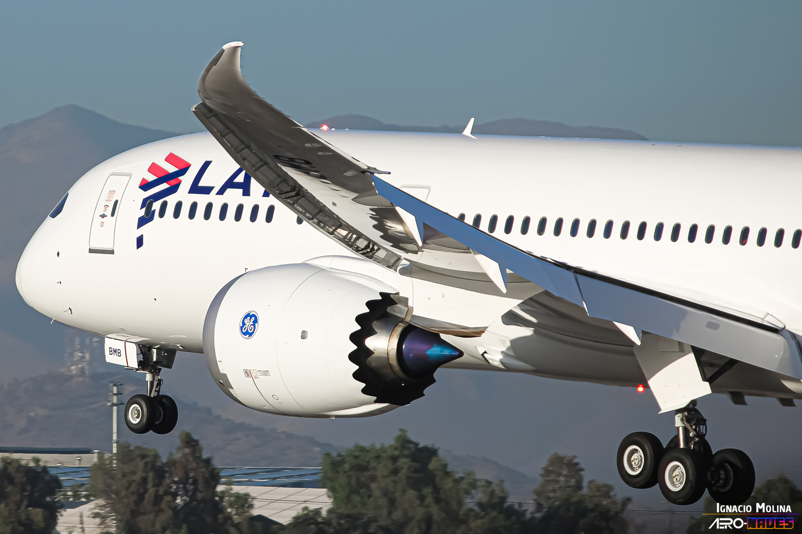 El Boeing 787-9 de LATAM con motores GEnx ya vuela rutas comerciales